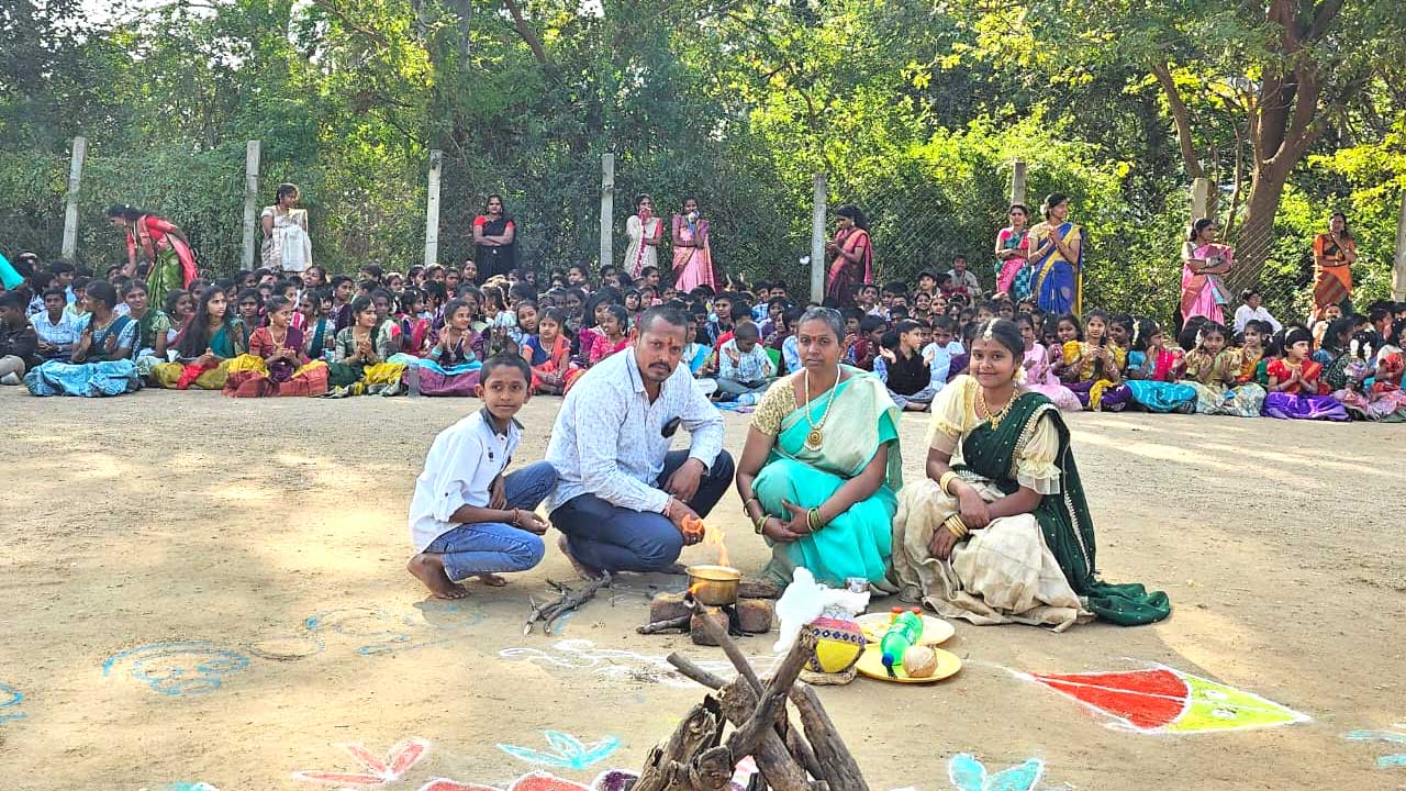 Sankranthi Festival | పాఠశాలల్లో ముందస్తు సంక్రాంతి వేడుకలు